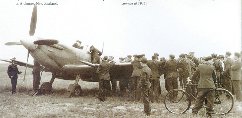 Supermarine Spitfire Mk.IX Legendary WWII Aircraft - AMZ Newspaper
